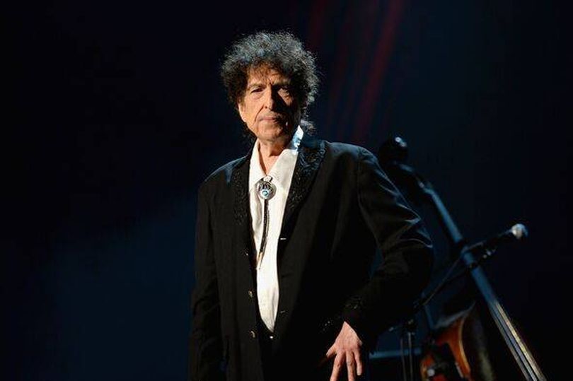 Bob Dylan fans figure out touching reason legendary singer is still ...