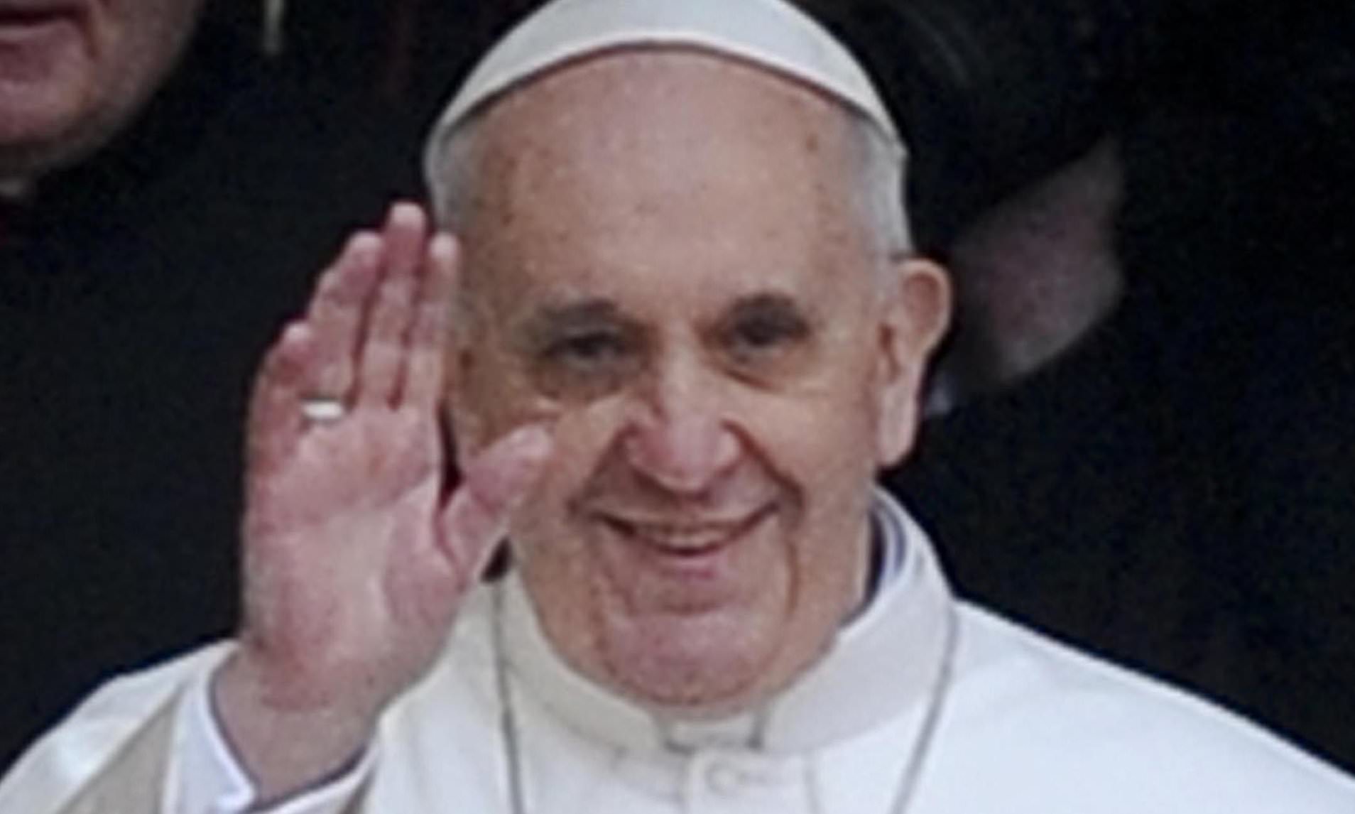 Pope Francis in 'critical condition' after suffering asthmatic crisis