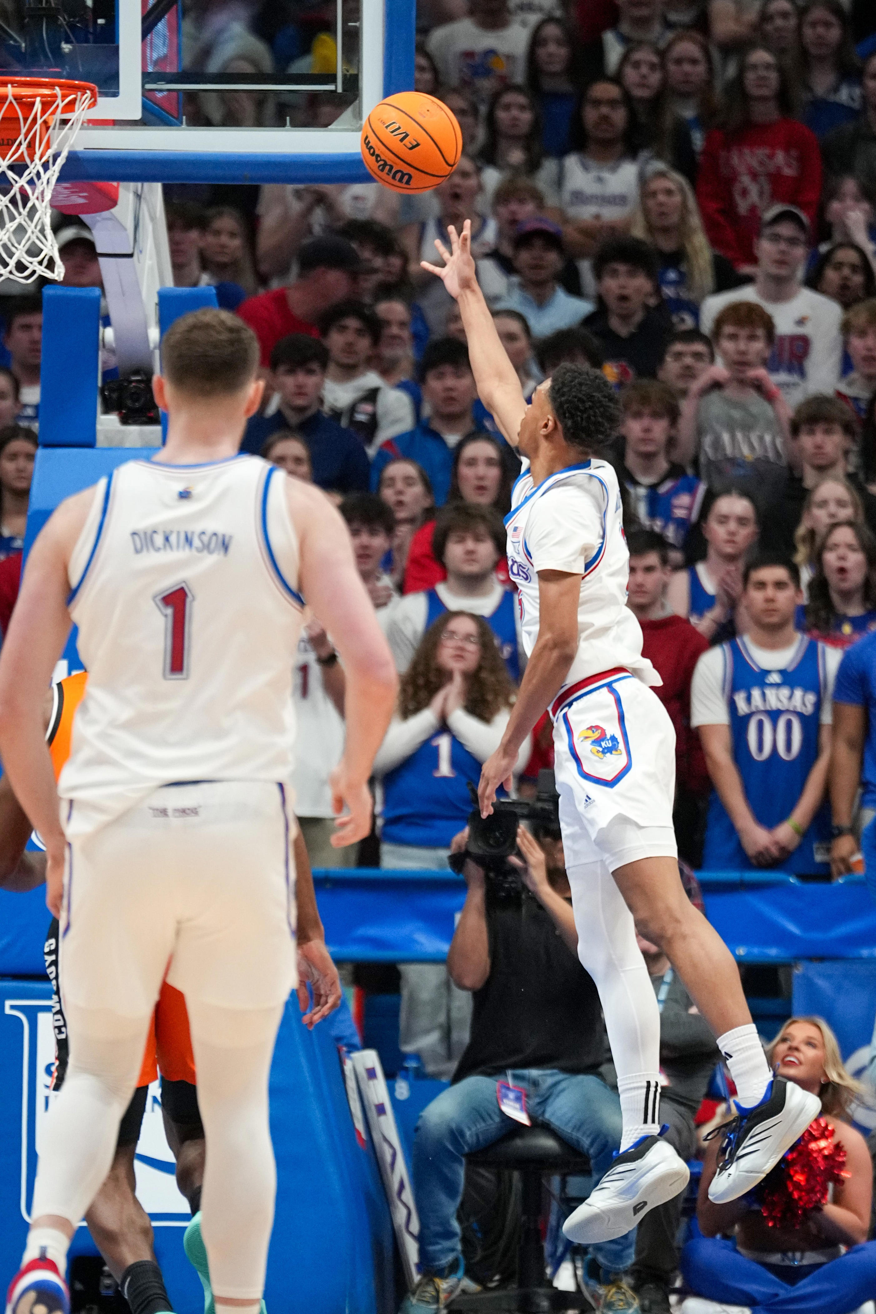 Kansas basketball vs Oklahoma State final score: Jayhawks rout Cowboys ...