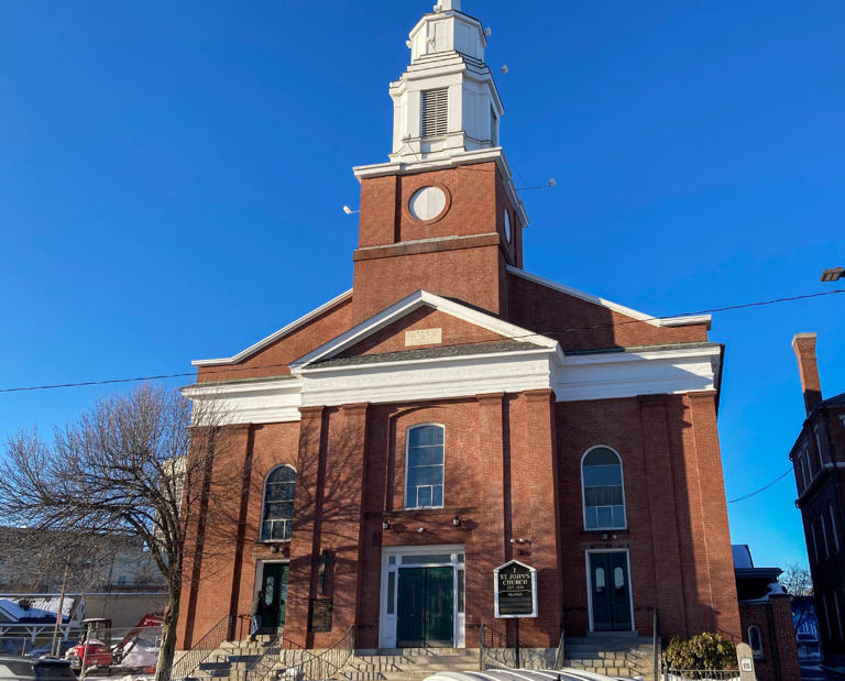 Worcester Bishop McManus on Pope Francis: 'Join with me in prayer'