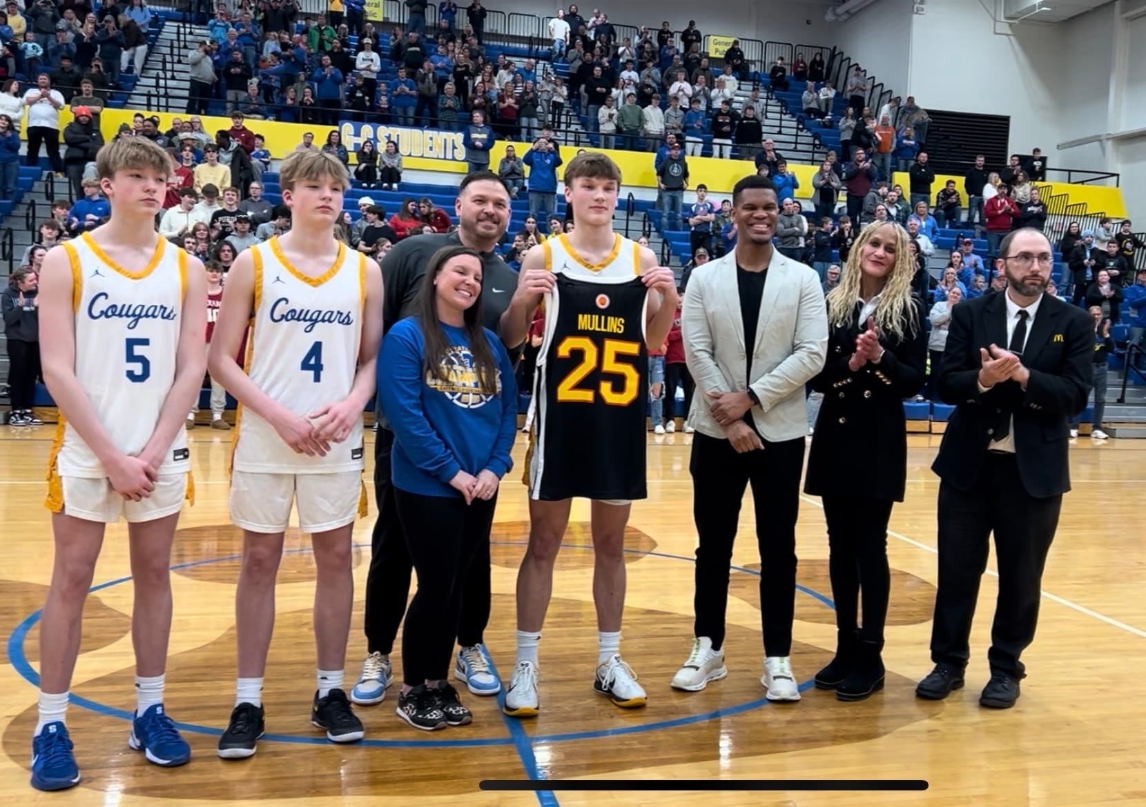 How Greenfield-Central's Braylon Mullins made history (again) on Senior ...