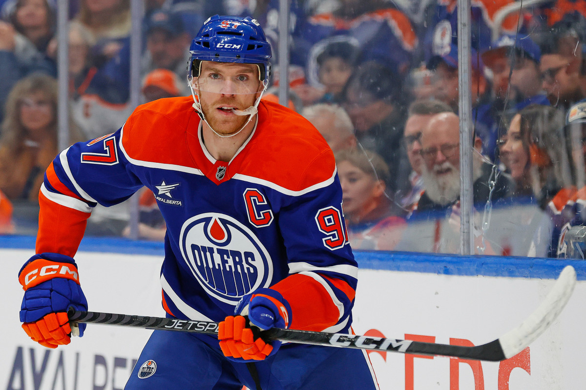 Connor McDavid's Oilers History vs. Sharks Will Catch Wayne Gretzky's ...