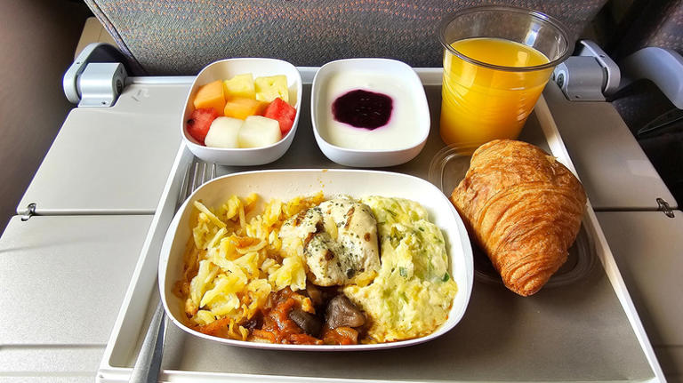 This Is What Happens To Uneaten Plane Food