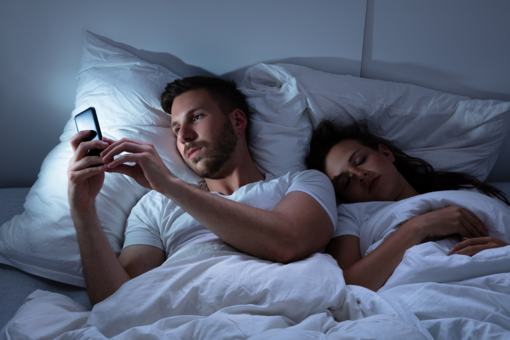 Why you should put your phone away before bed – new study reveals ...