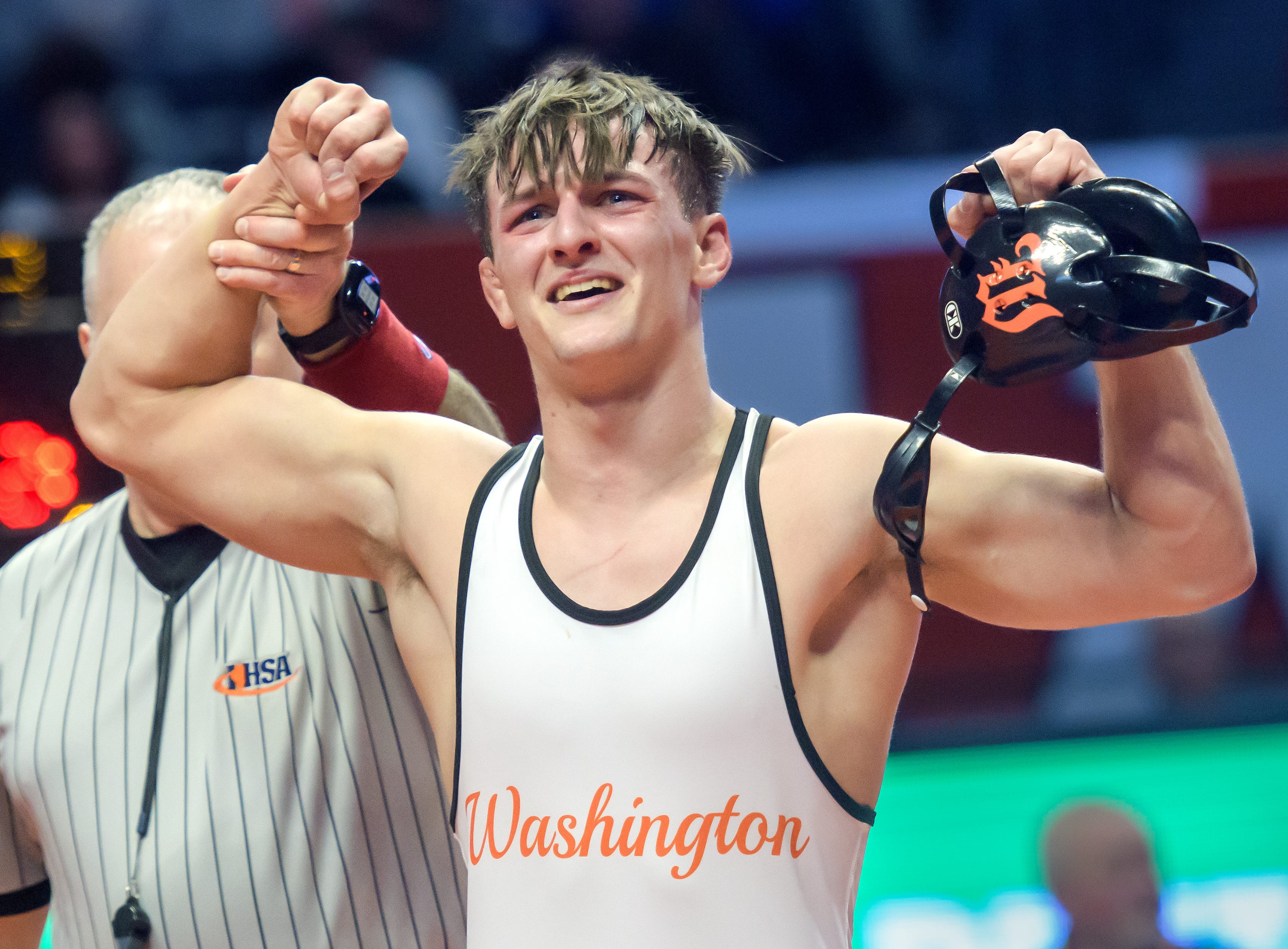 IHSA wrestling state finals 2025: Every championship match result at Illinois state tournament