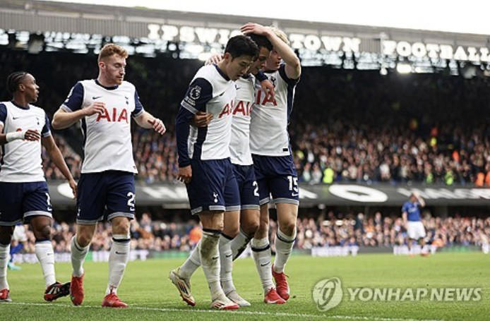 앙리→제라드→베르캄프→손흥민!…'베컴 없어요' EPL 70-70 클럽 가입, 딱 11명 '신화'