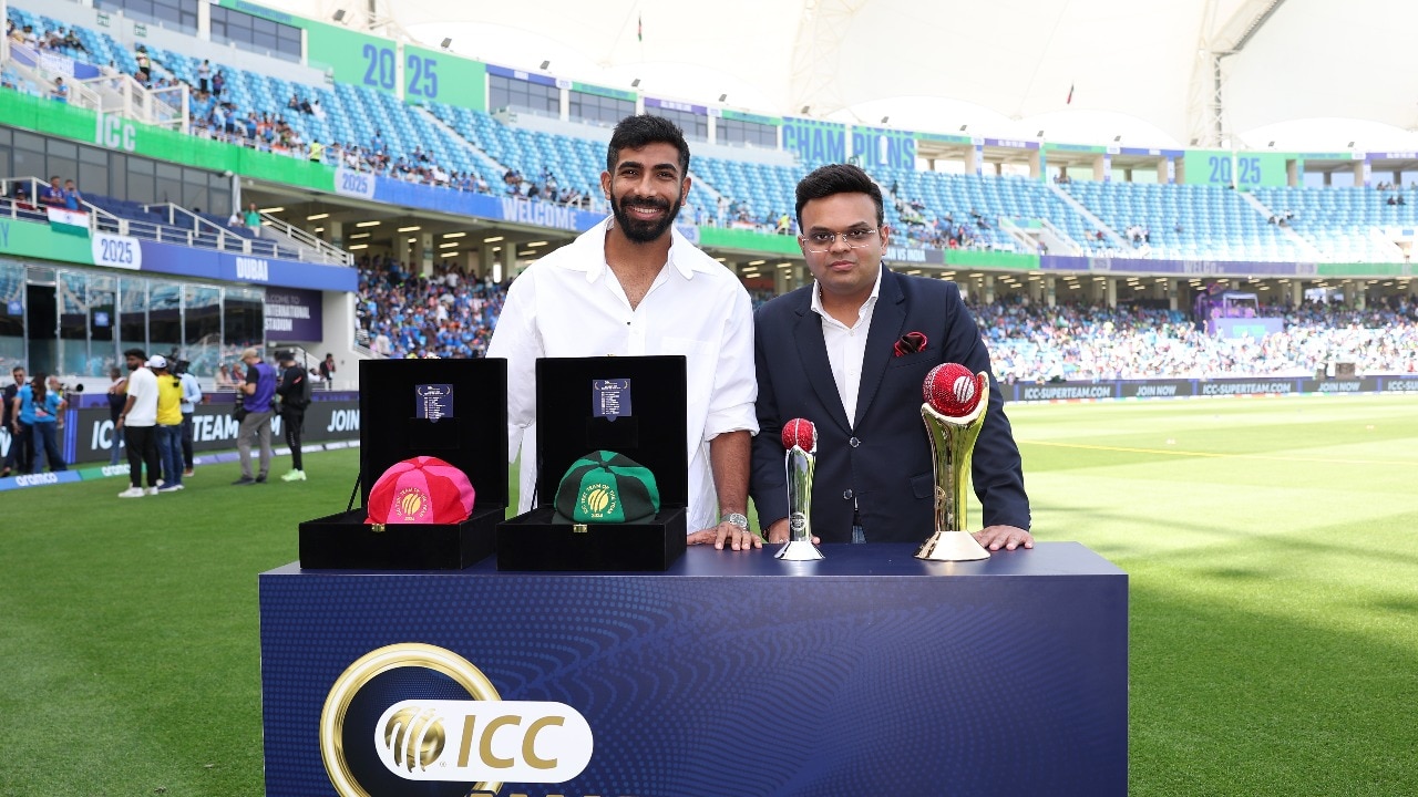 Jasprit Bumrah receives ICC awards from Jay Shah in Dubai before India vs Pakistan