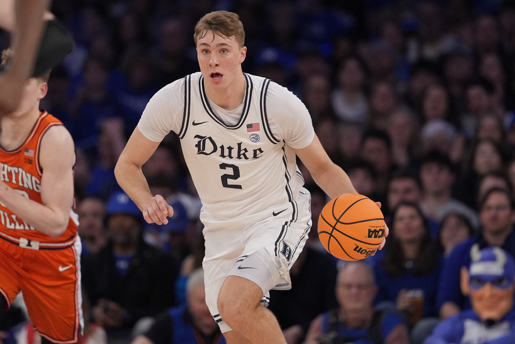 Flagg scores 16 in MSG debut and No. 3 Duke hands Illinois worst loss ...