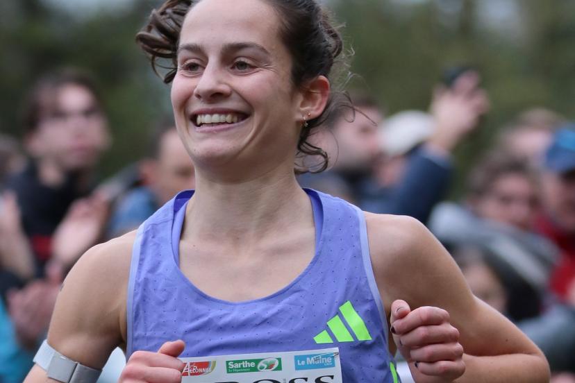 Manon Trapp bat le record de France du marathon à Séville