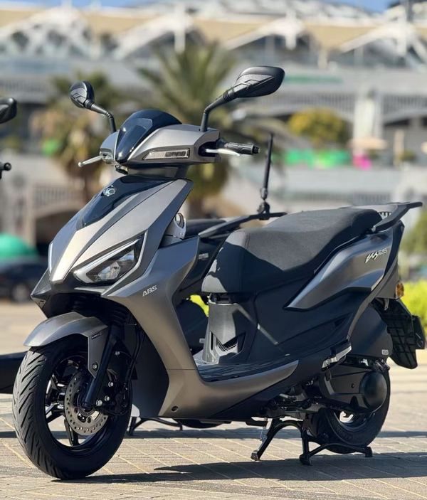 Harganya Rp 23 Jutaan, Motor Matic Baru 2025 Ini Irit Bensin Kalahkan ...