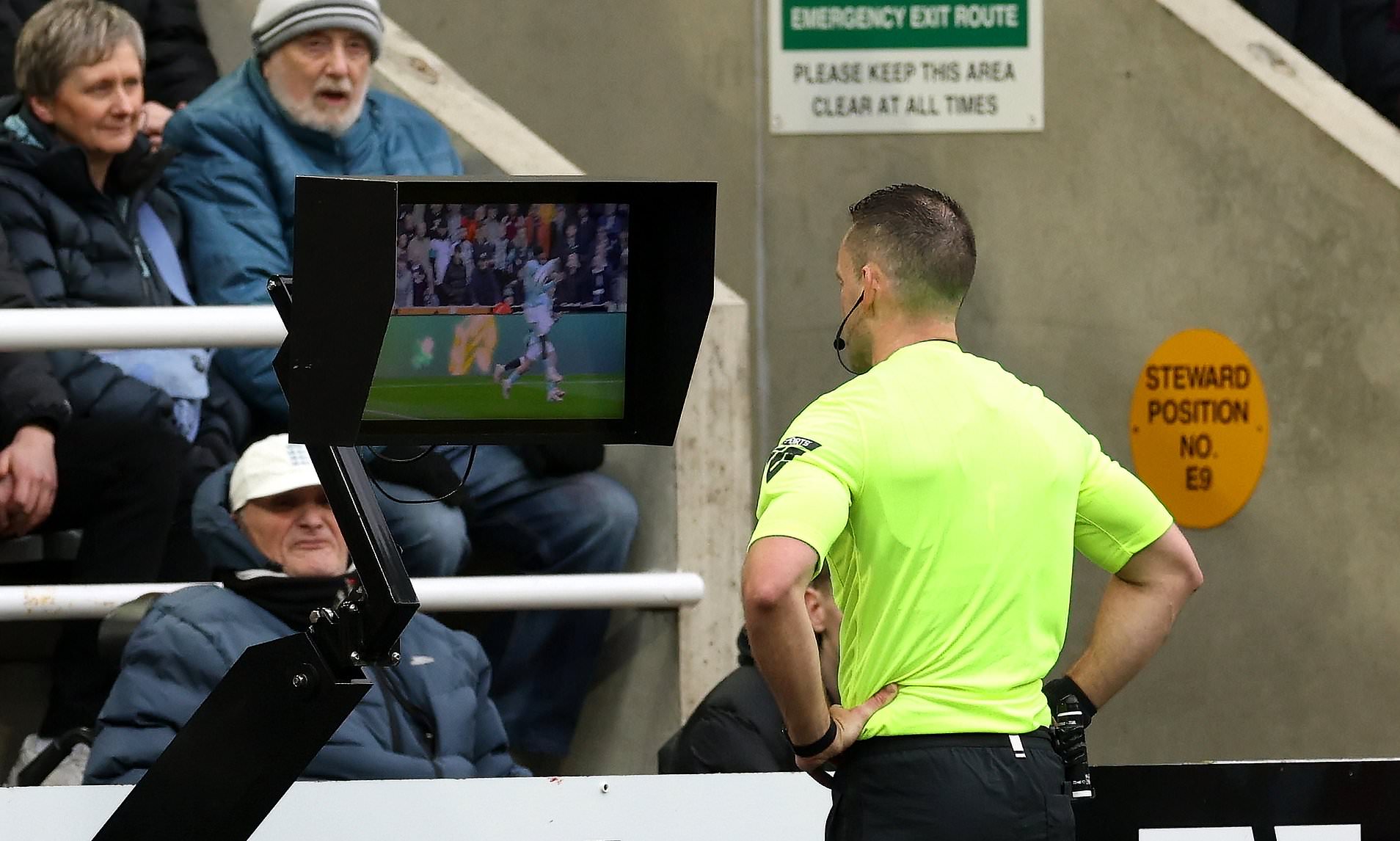 Premier League issue statement after Newcastle are awarded penalty ...