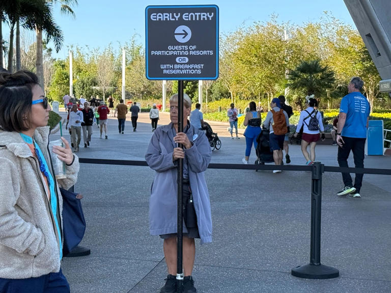 PHOTOS: EPCOT Debuts New Rope Drop and Early Entry Procedures