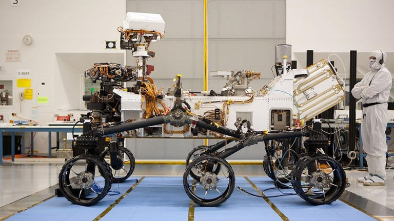 Top 5 Coolest Things The Curiosity Rover Has Found On Mars