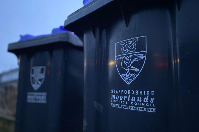 Bin men, street cleaner and park worker strike called off as pay deal ...