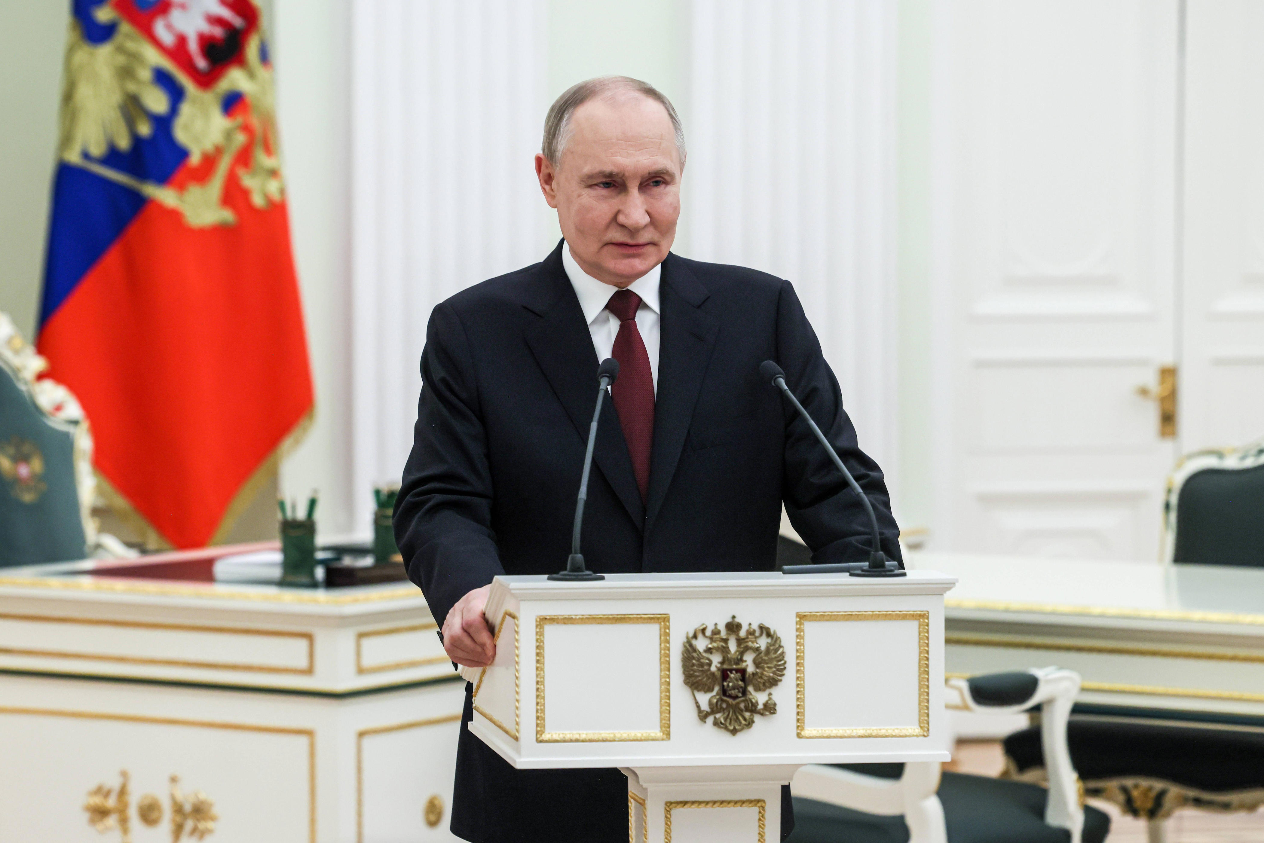 «Mission divine», renforcement de l’armée et dialogue avec Trump : les déclarations de Poutine à ...