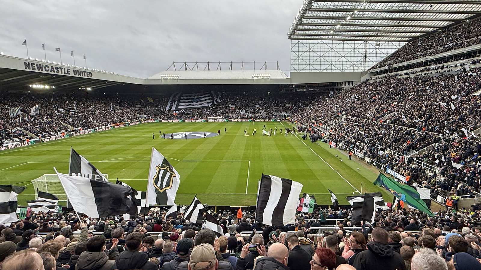 Watch official Newcastle 4 Nottingham Forest 3 highlights here - Incl ...