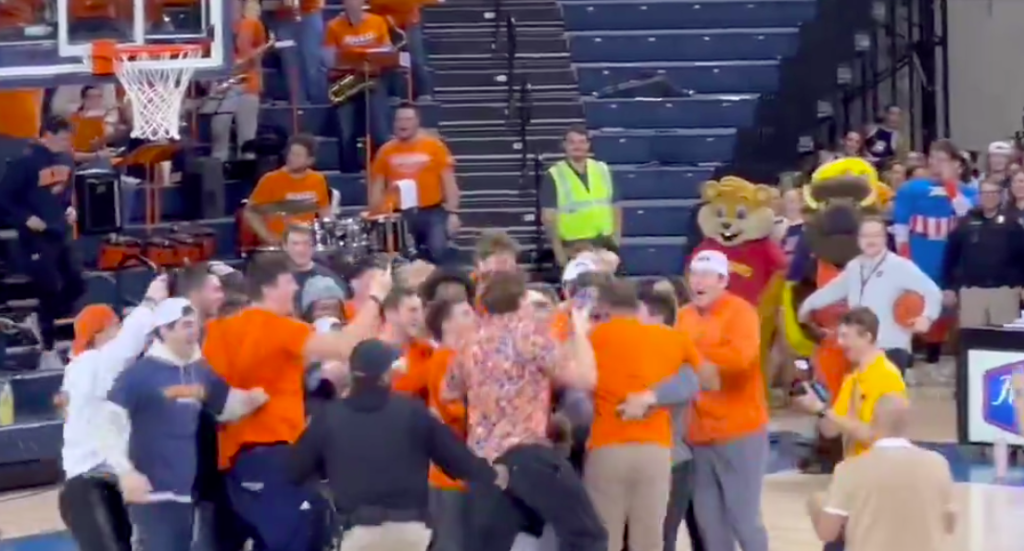 Alex Rodriguez hits huge half-court shot for student in promotion