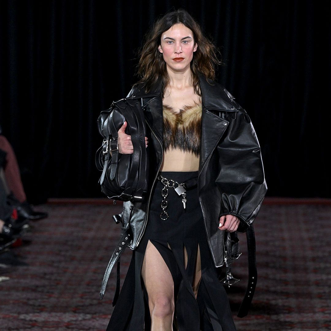 Simone Rocha calls on Alexa Chung to present her nostalgic Autumn ...