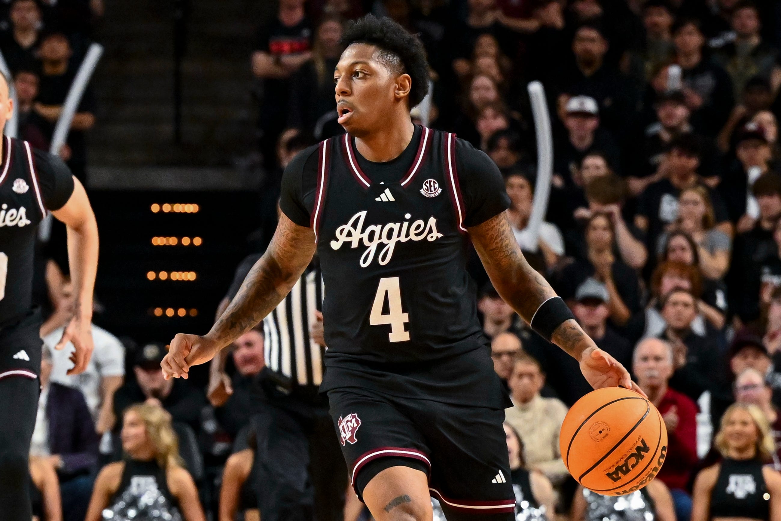 Updated SEC Standings after Texas A&M 77-69 loss to Tennessee