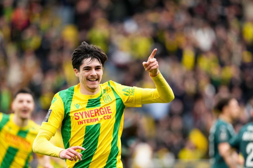 Louis Leroux, le pt'it gars du coin qui a tout pour lui et qui redonne ...