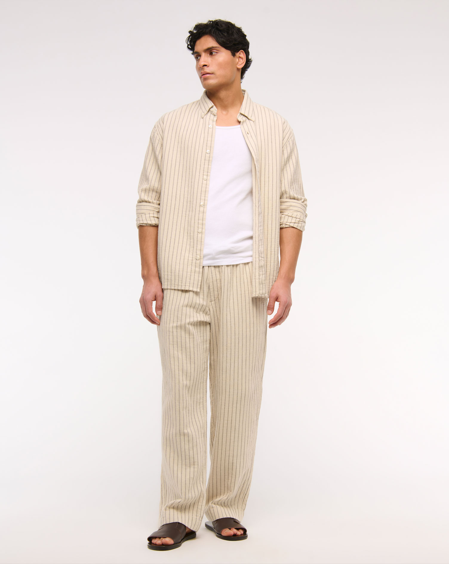 ‘The White Lotus’ wants you to look the part