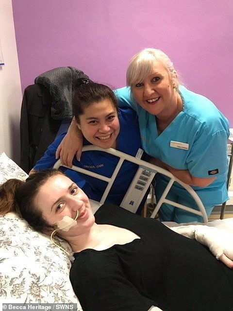 Student had a rare hand transplant to help her become a doctor