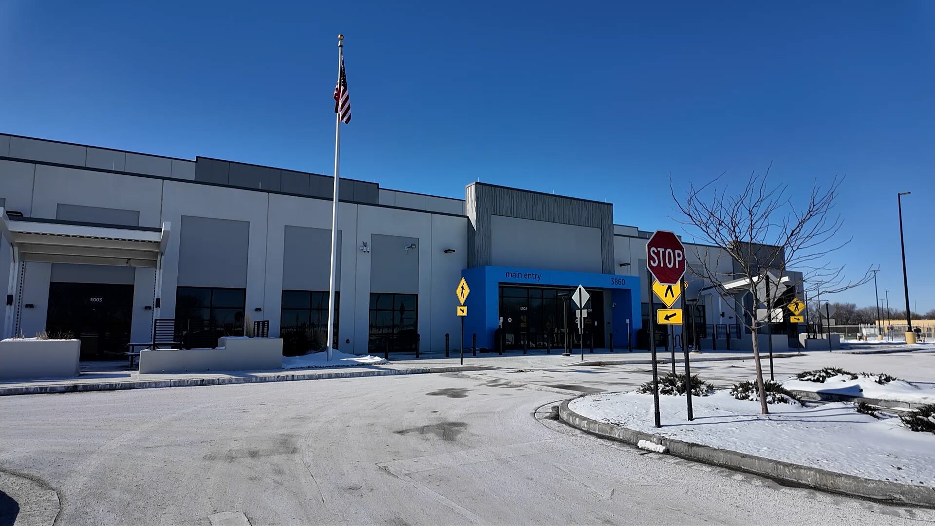 Amazon site in Council Bluffs brings same-day delivery to metro