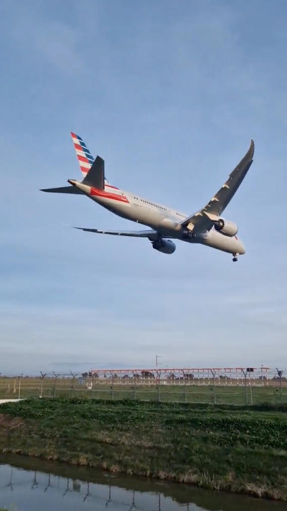 American Airlines flight from JFK diverts, escorted to Rome by fighters ...