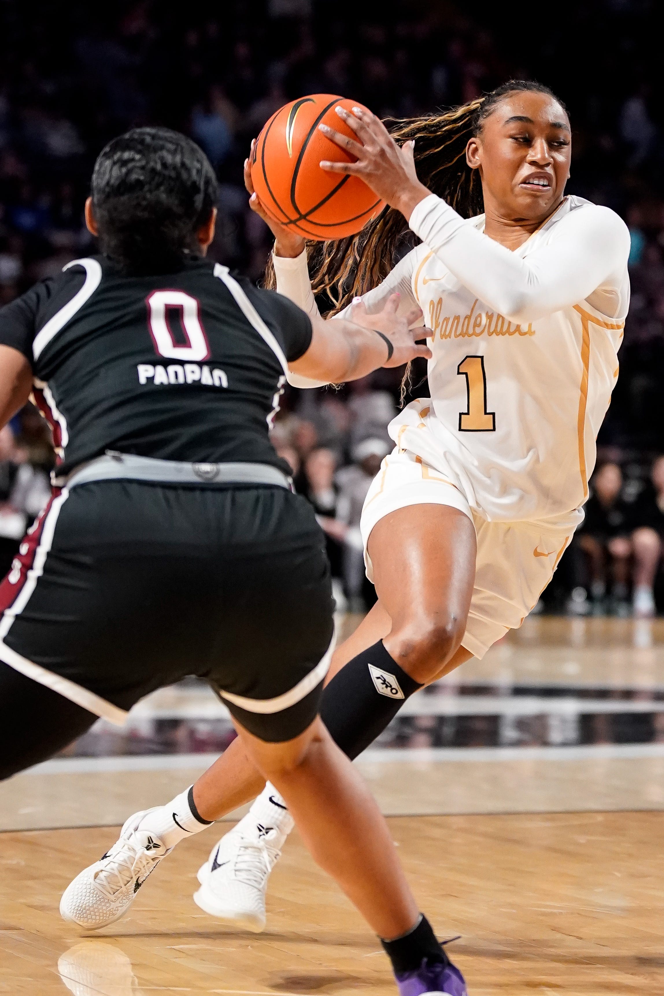 Vanderbilt women's basketball secures SEC tournament bye in blowout of ...