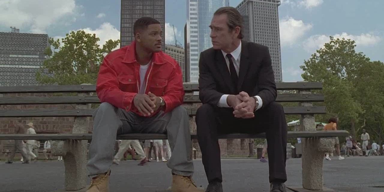 28 Years Later, This Men in Black Scene Is More Prescient Than Ever