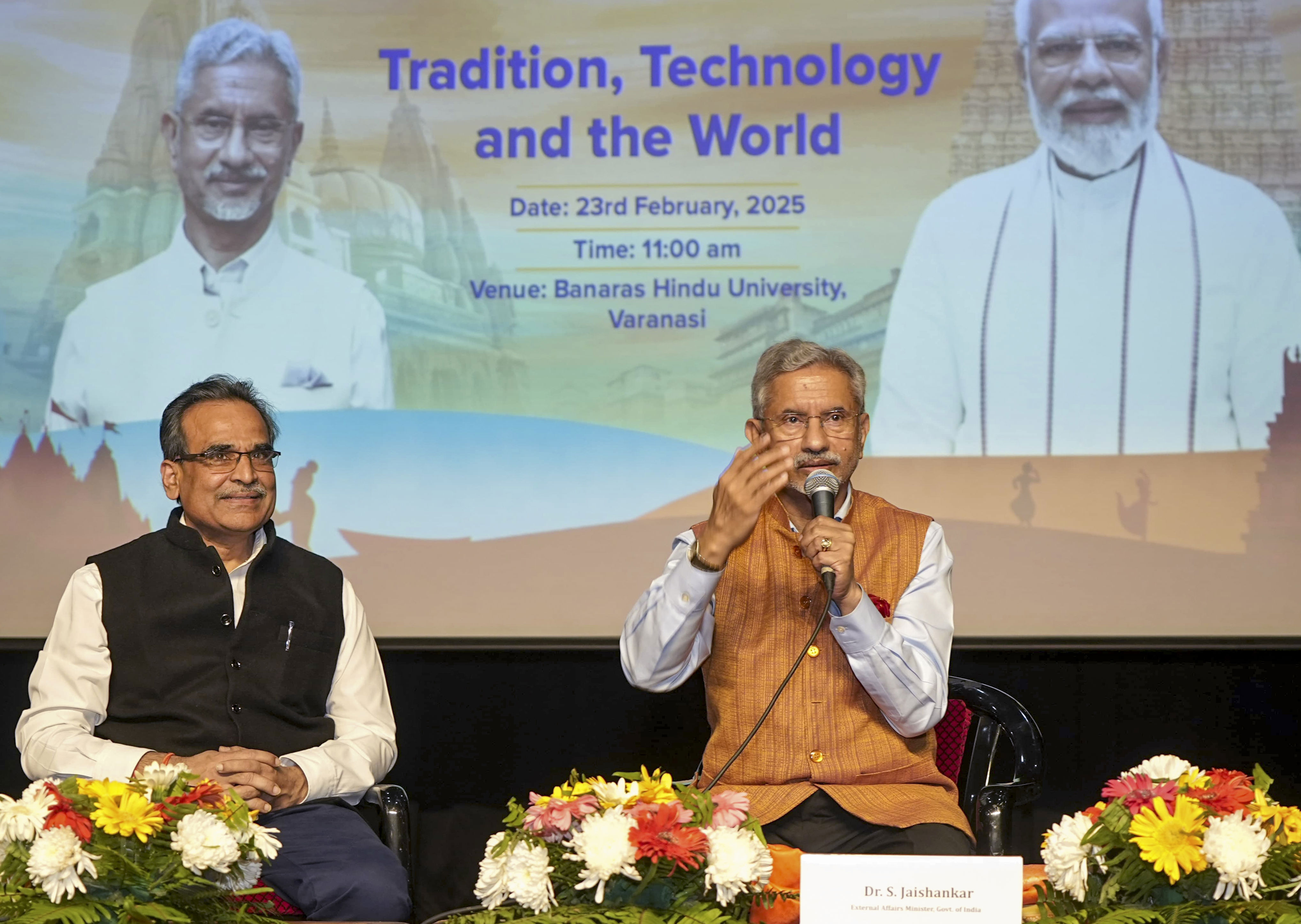 Kashi Tamil Sangamam: Jaishankar, 45 ambassadors interact with Tamil ...