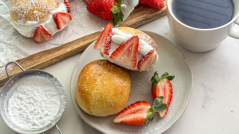Strawberries And Cream Maritozzo Recipe