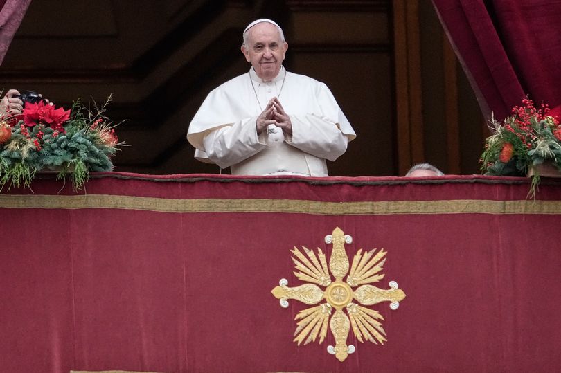 What happens now after Pope Francis death? Period of mourning and how ...