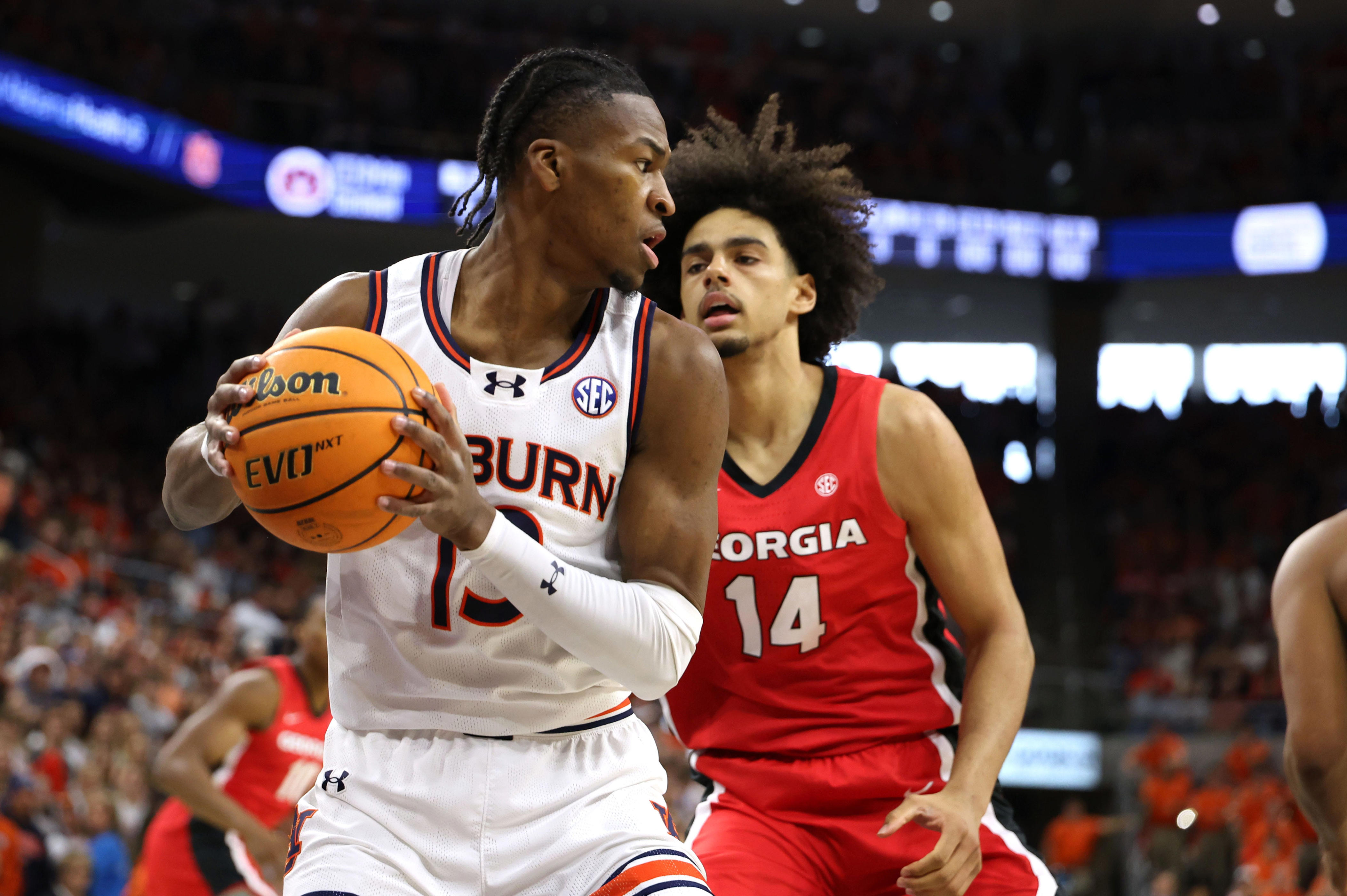 Auburn falls from top spot in NET Ranking despite undefeated week