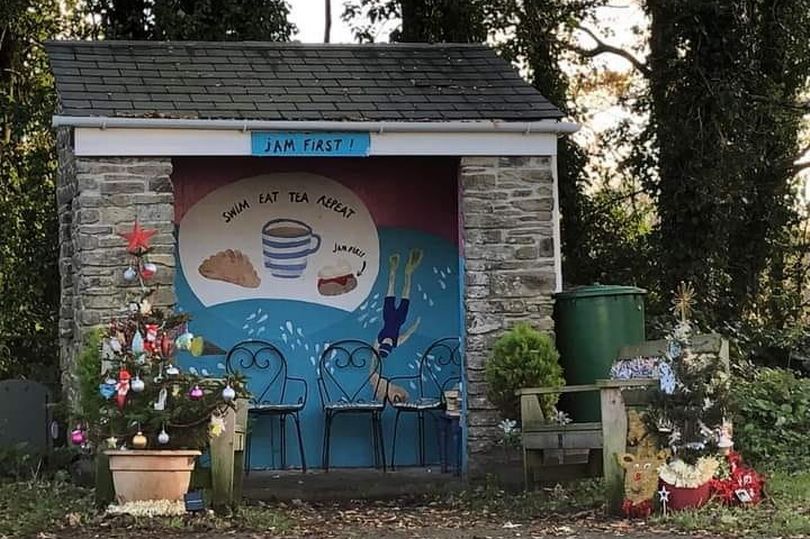 The 'UK's coolest bus stop' in Cornwall has complete transformation