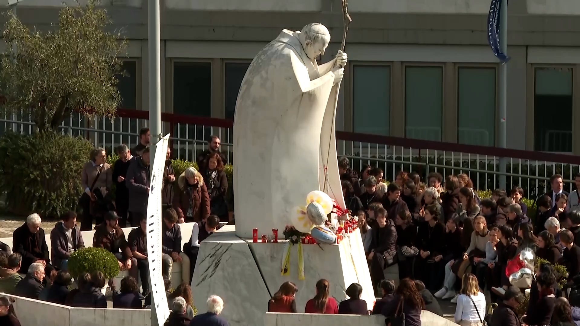 Pope Francis in critical condition, has 'peaceful' night after ...