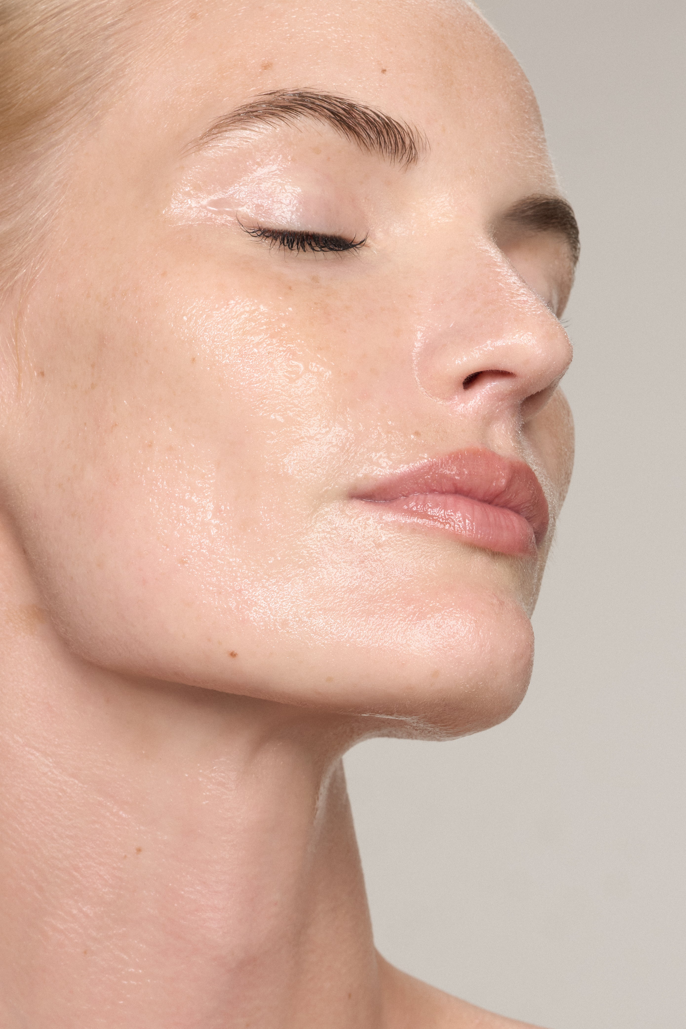 Renaissance skin is trending – here’s the backstage beauty from London ...