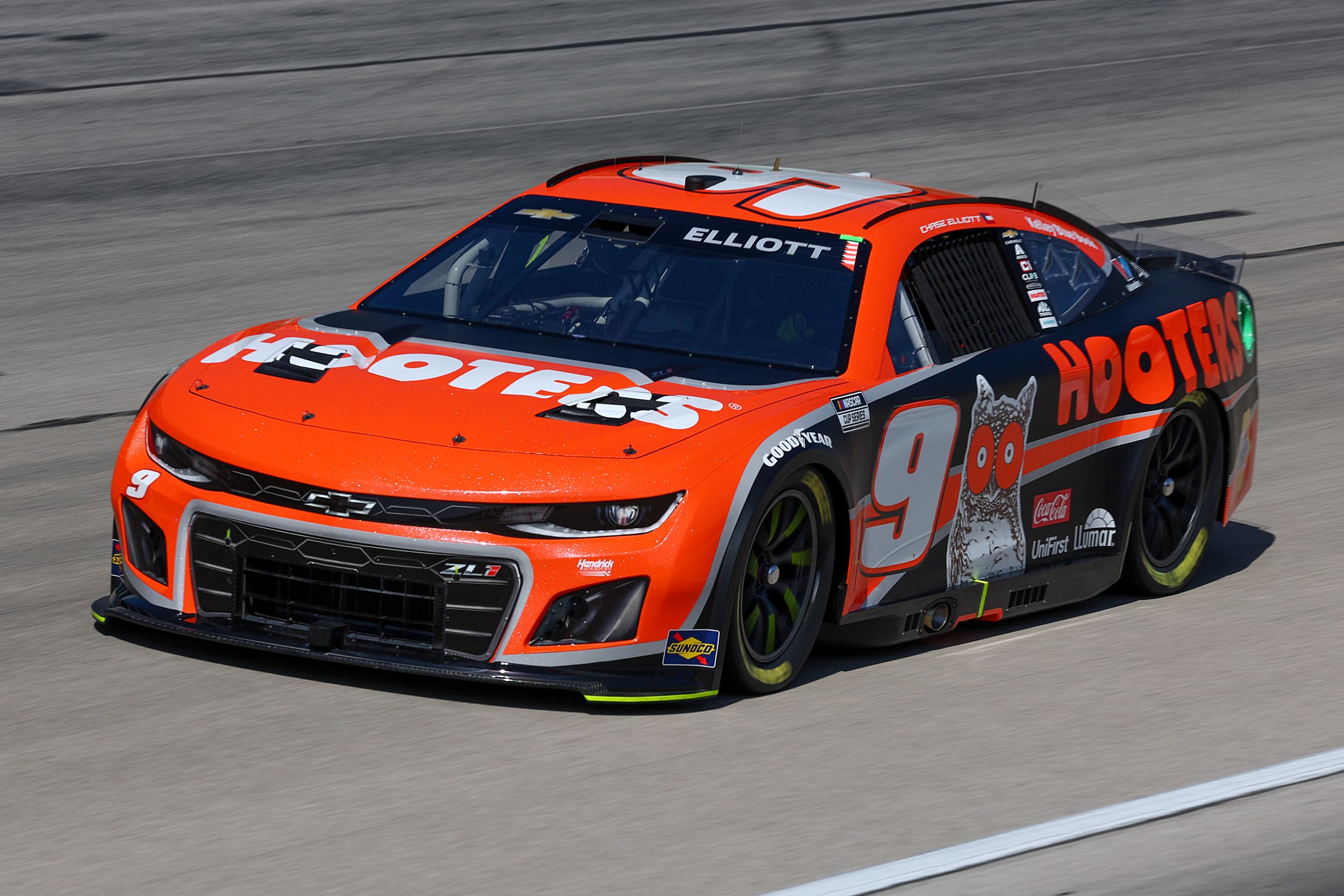 Iconic NASCAR Sponsor Faces Financial Collapse Amid $300 Million Debt