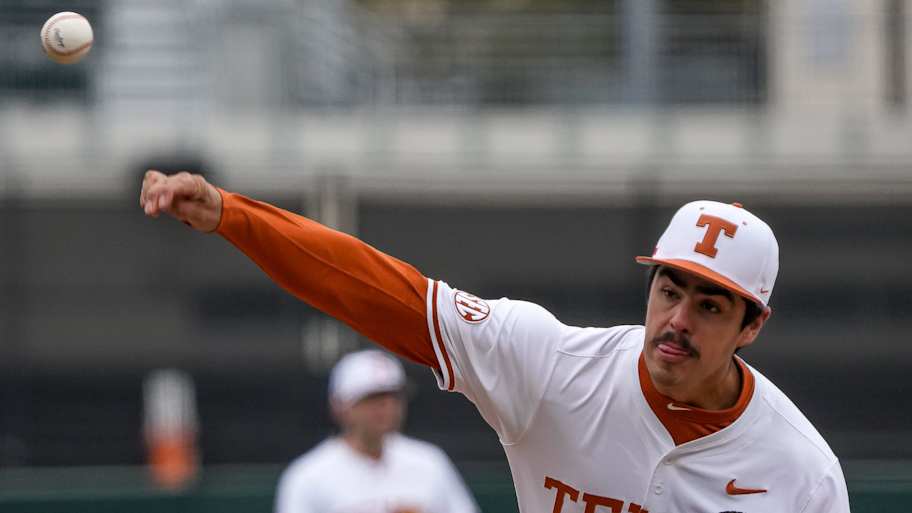 Longhorns Notebook: No. 16 Texas Rides Pitching to Dartmouth Sweep