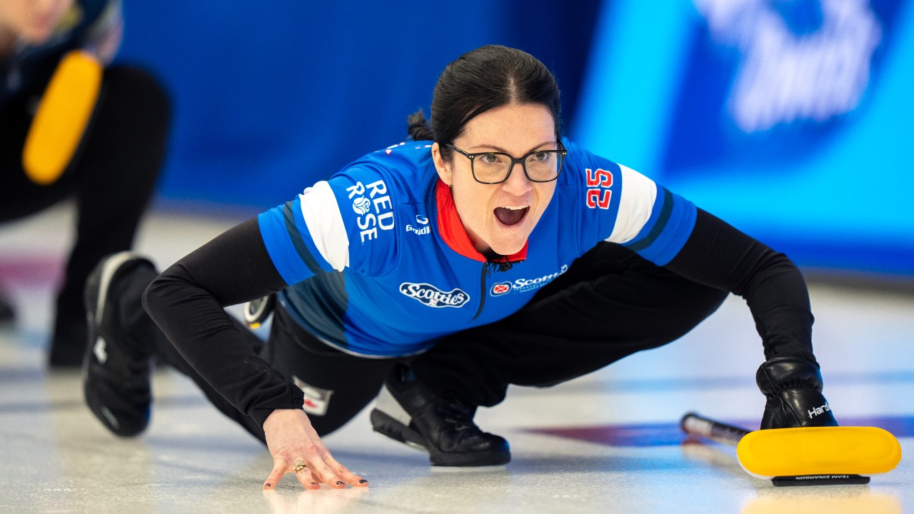 Manitoba’s Einarson to face Homan in Scotties final after edging Nova ...