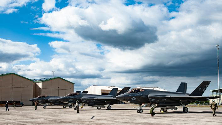 USAF's TOC-L Tactical Comms System Shines as F-35Cs and F-22 Raptors ...