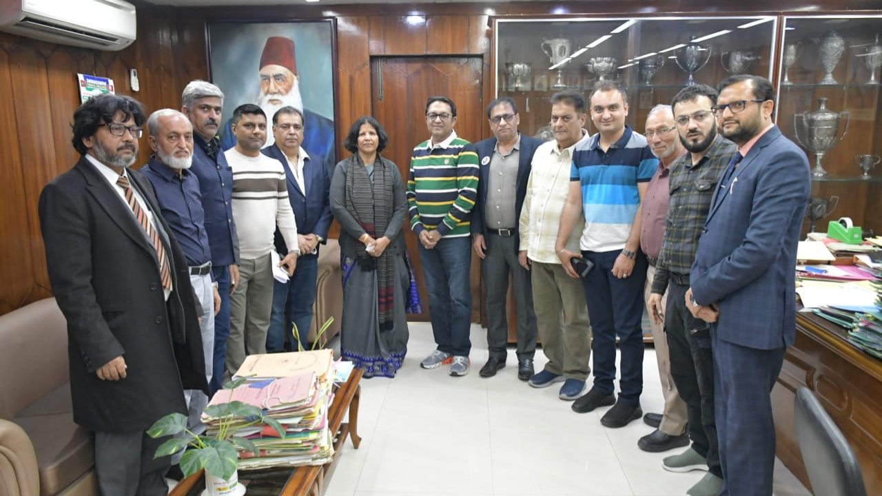 A delegation of World Memon Organisation (WMO) visits AMU