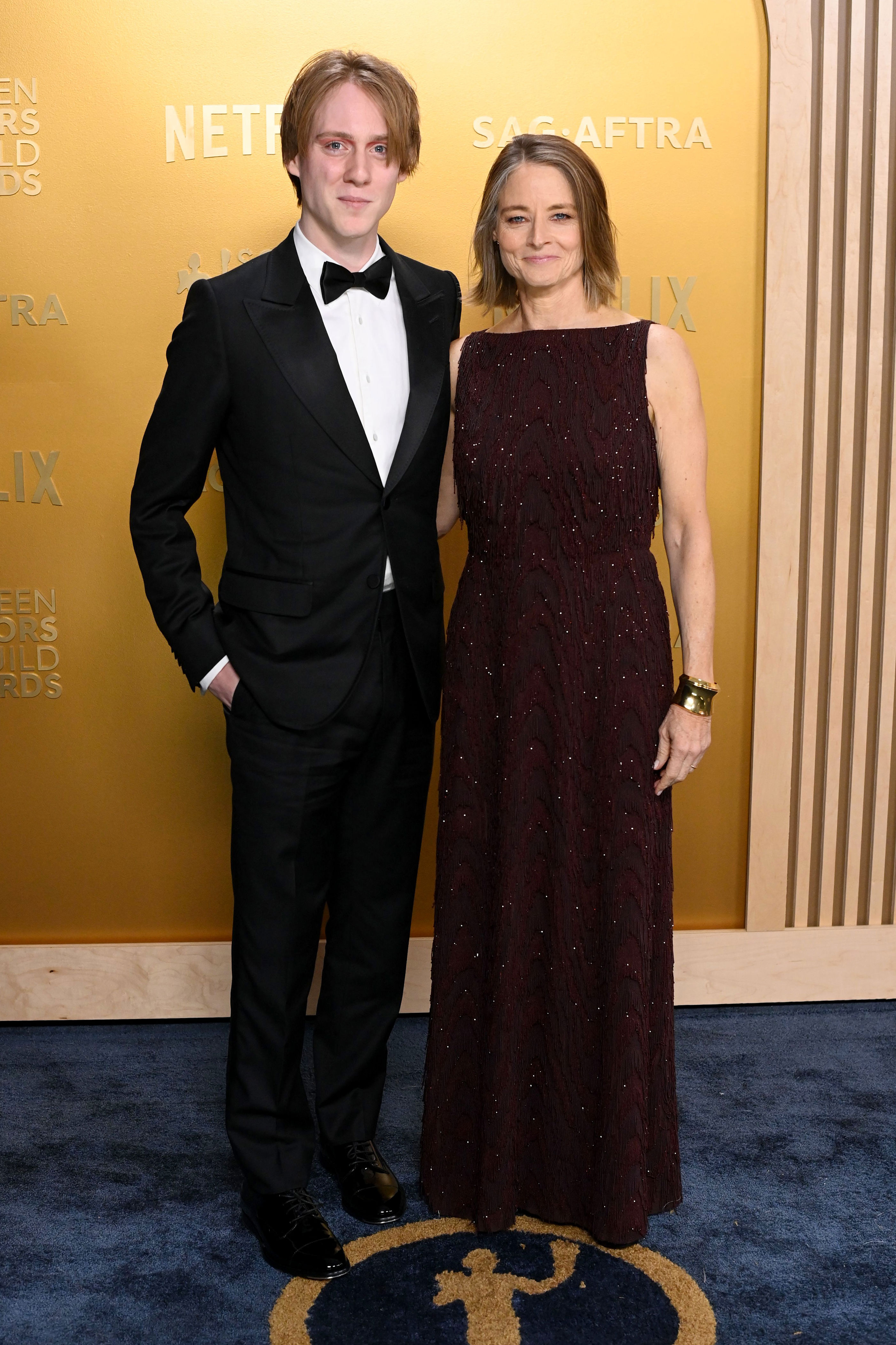 Jodie Foster’s son Charlie, 26, makes rare appearance at SAG Awards ...