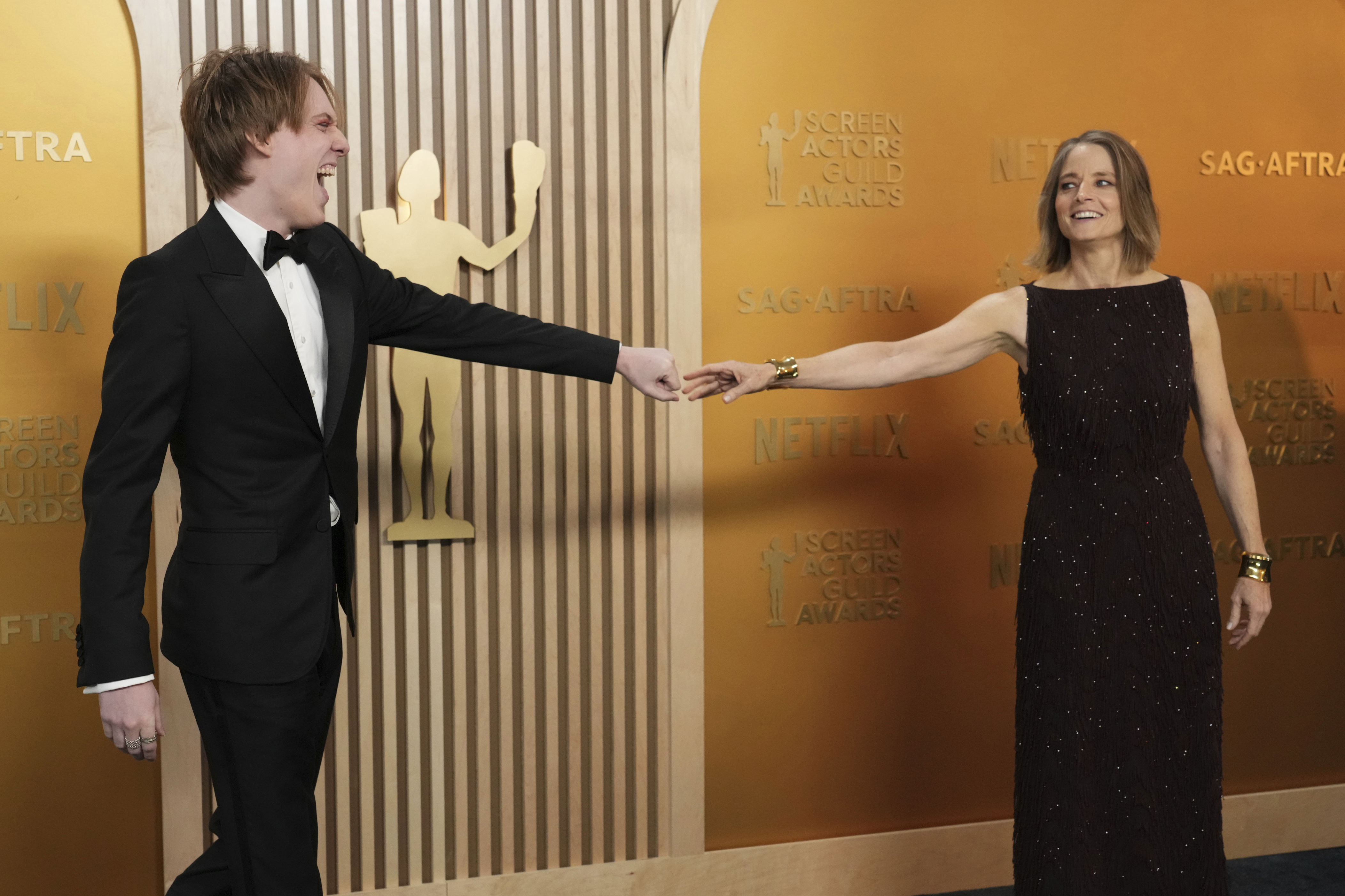Jodie Foster’s son Charlie, 26, makes rare appearance at SAG Awards ...