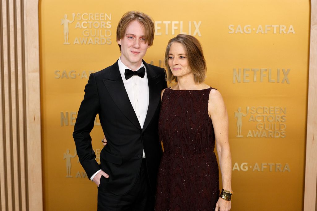 Jodie Foster's lookalike son Charlie makes rare appearance at star ...