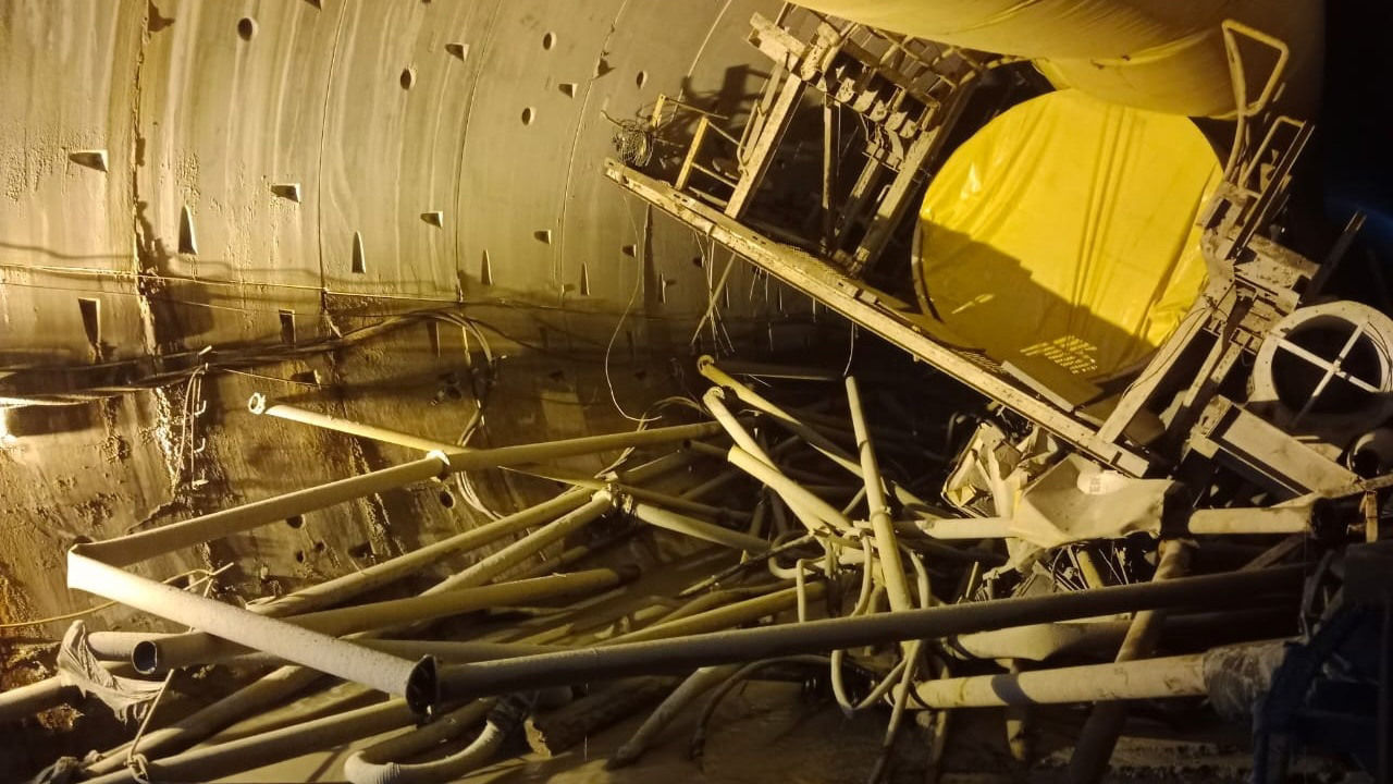 Telangana tunnel collapse: Rescue teams deploy machinery to reach last 40m Telangana tunnel collapse: Rescue teams deploy machinery to reach last 40m