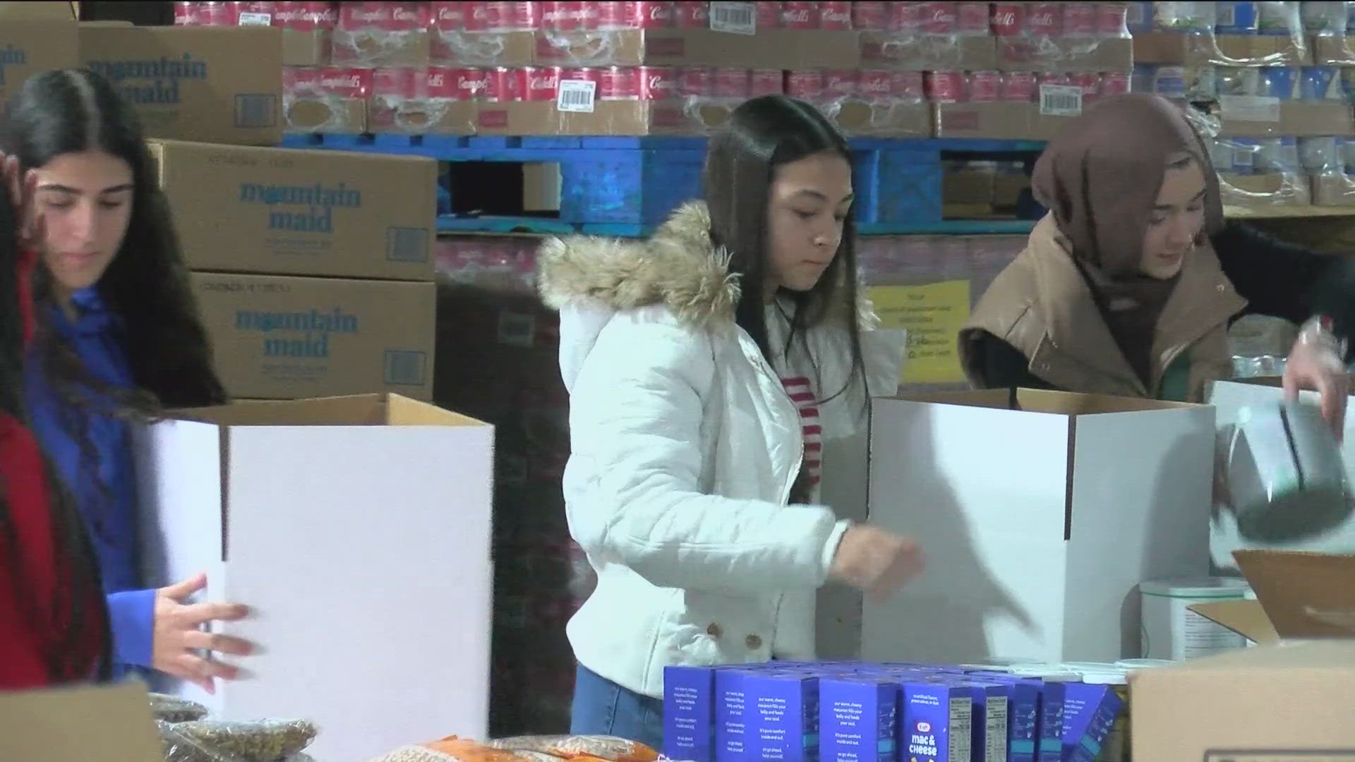 Islamic Food Bank preparing food boxes ahead of Ramadan