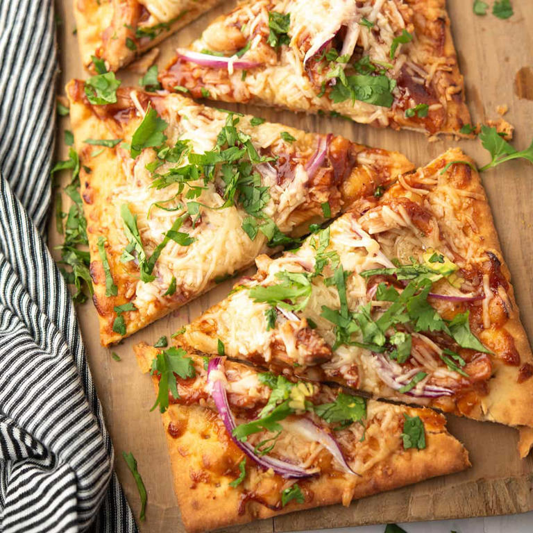 BBQ chicken flatbread
