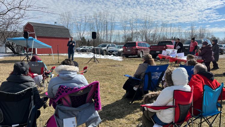 Parents and educators hold 'Stand Up for Public Education Rally' in ...