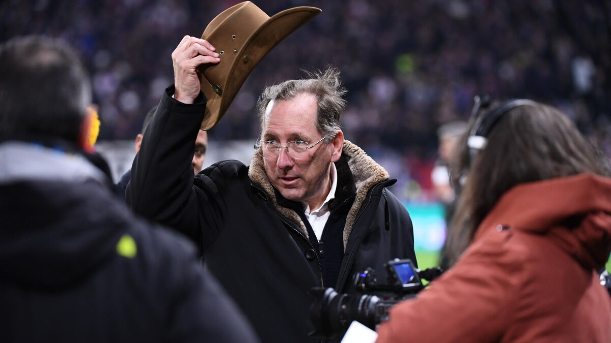 OL-PSG : « Je ne sais même pas monter sur un cheval » répond John ...